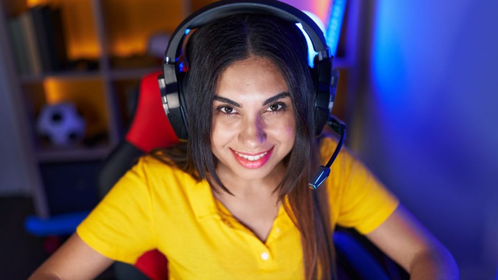 Top 20 Female Twitch Streamers to Watch in 2026 | Hobo.Video